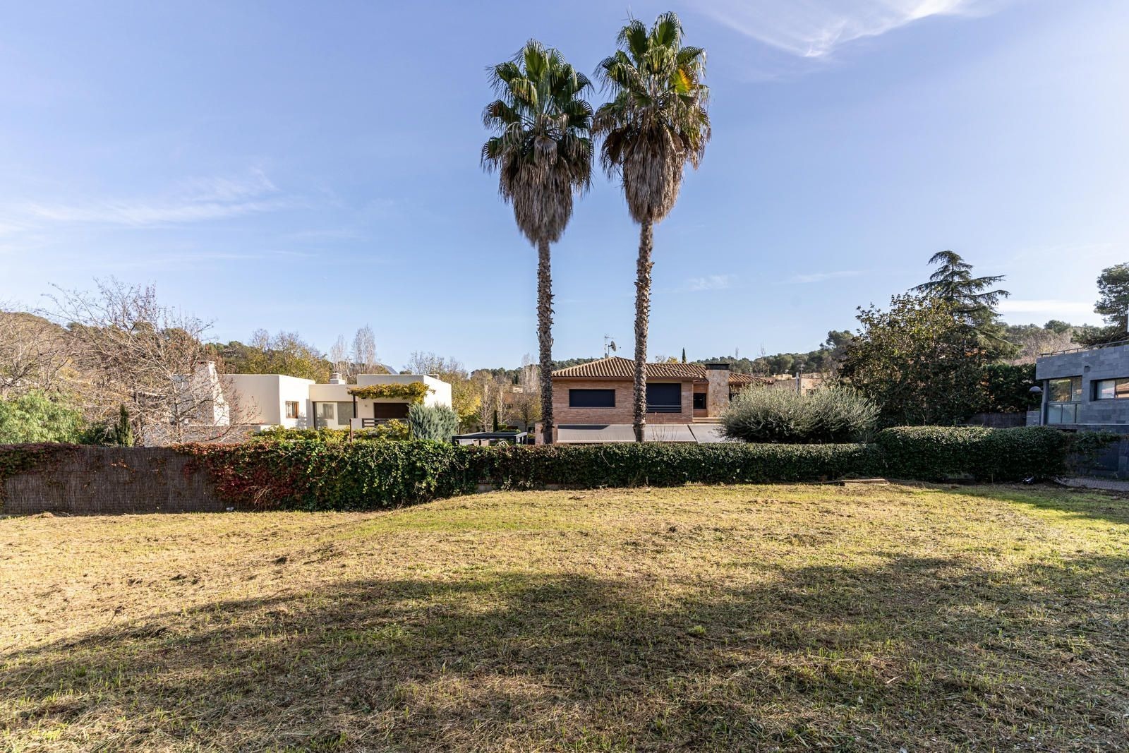 (EN) Exclusive Plot in Can Trabal for a Luxury Project, Barcelona